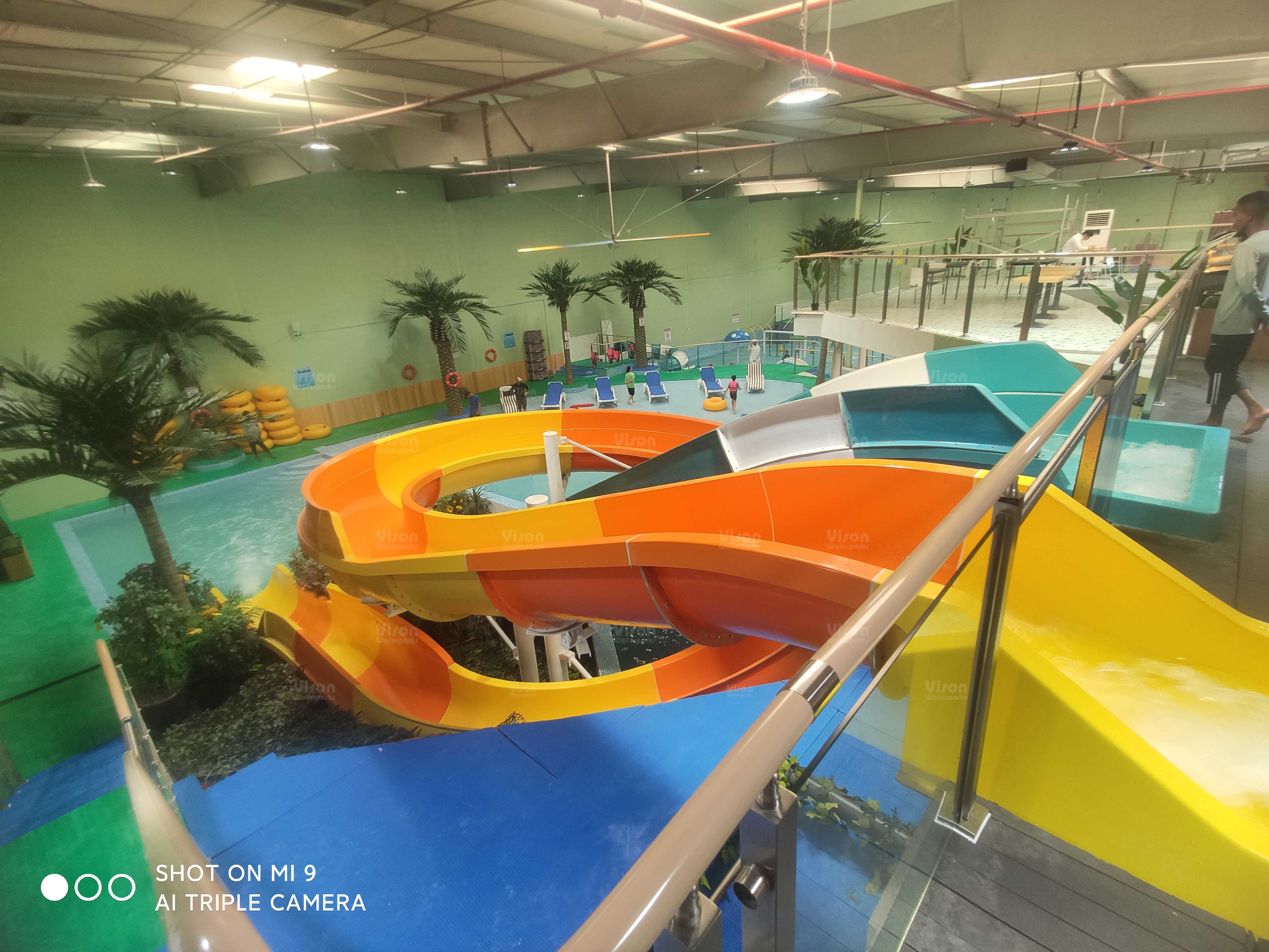 Indoor group Slide Wide Slide Water Slides For Hotel Aqua Park ...
